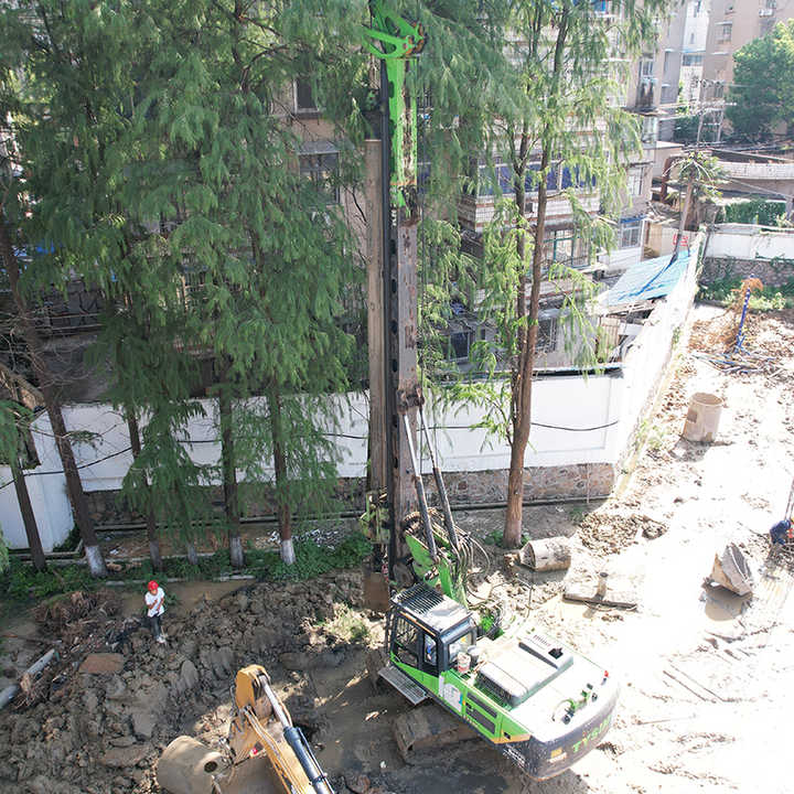 High Efficiency Hydraulic CFA Piling Rig KR125E from China