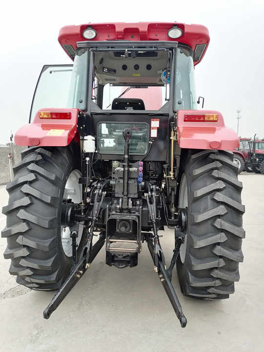 YTO 140 hp Agricultural Farm Tractors 4WD YTO-NLX1404 Agricultural ...
