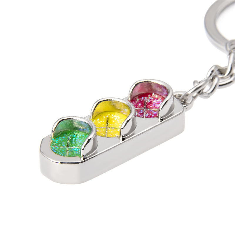 Safety Traffic Light Keychain Custom Cartoon Style Zinc Alloy Carabiner ...