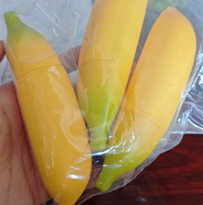 Custom 35ml Refillable Cute Banana Shape Lotion Bottle - Portable ...
