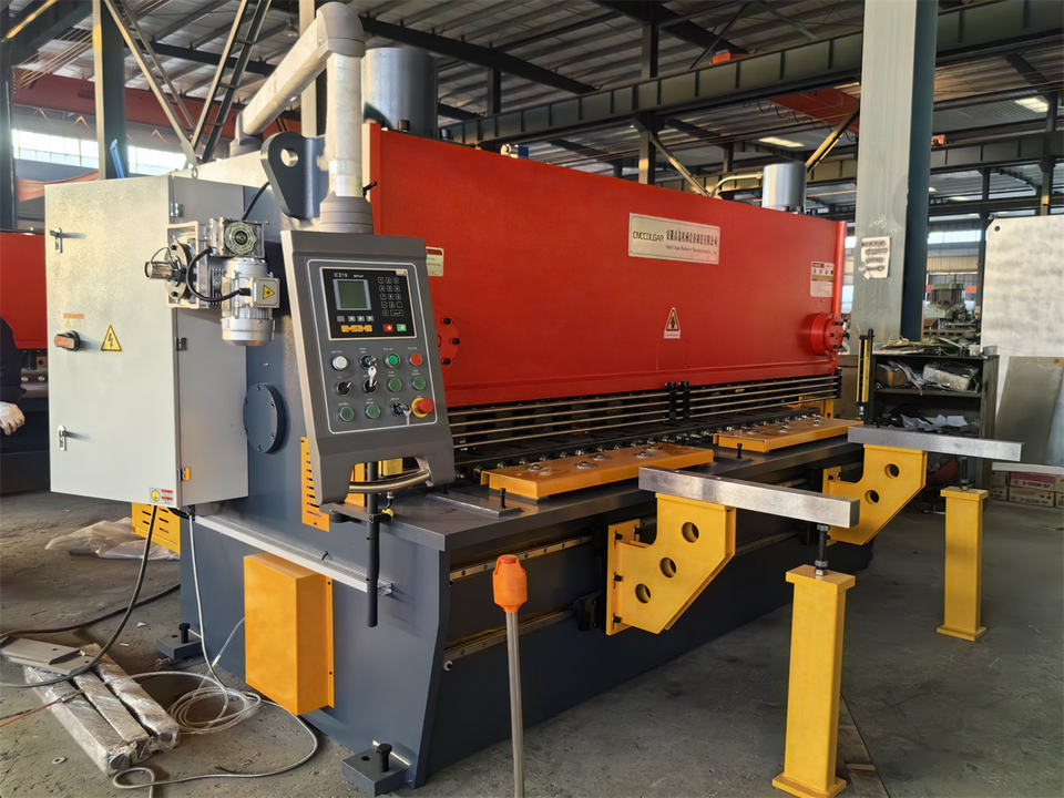 CNC Hydraulic Guillotine Shear With Front Support for 8mm Carbon Steel ...