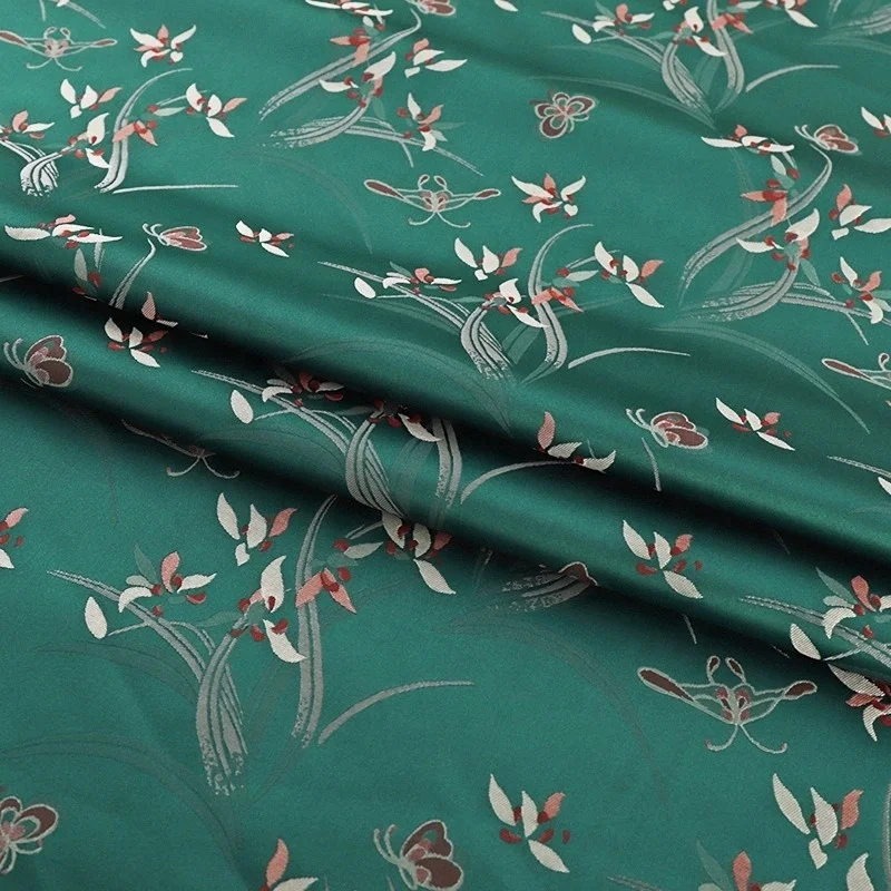How to Choose Silk Fabric Brocade: A Complete Buying Guide