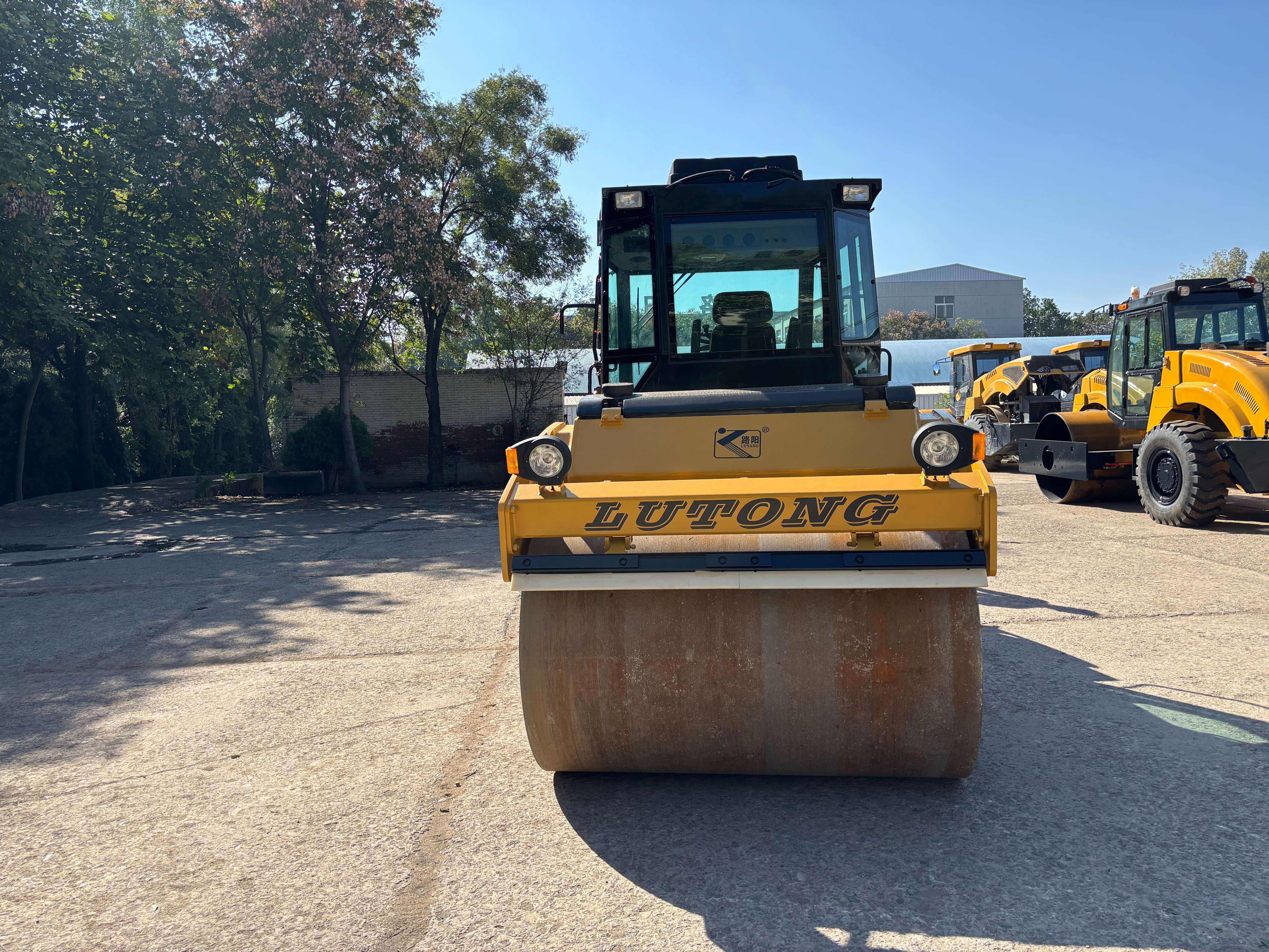 Best Selling 8 Ton Tandem Rollers - Durable and Efficient Road Machinery