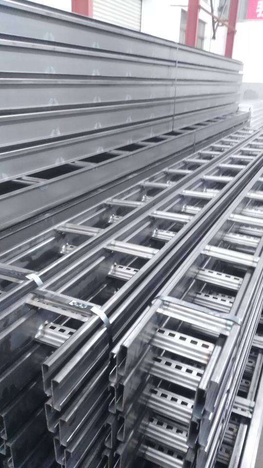 Cable Ladder Tray Hot-dip Galvanized Stainless Steel with Fasteners for ...