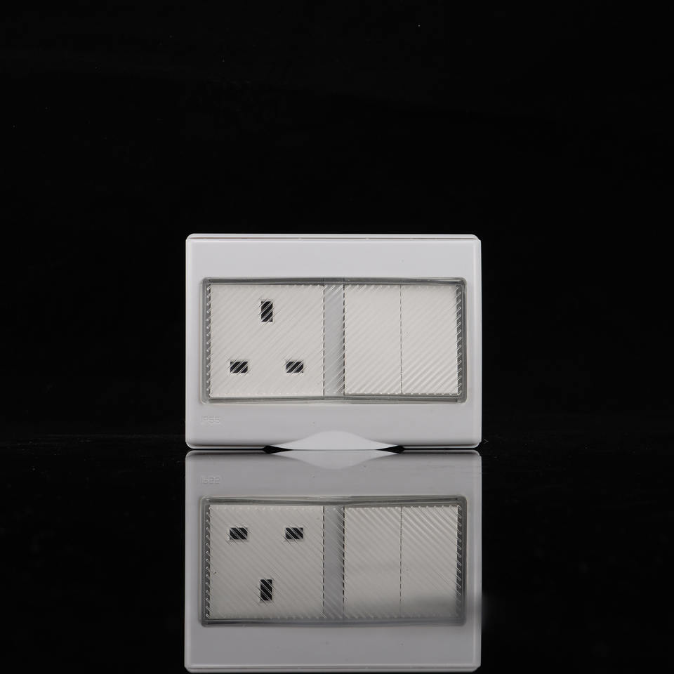 UK IP55 Waterproof Outdoor Power Socket Wall Switch Socket for Garden ...