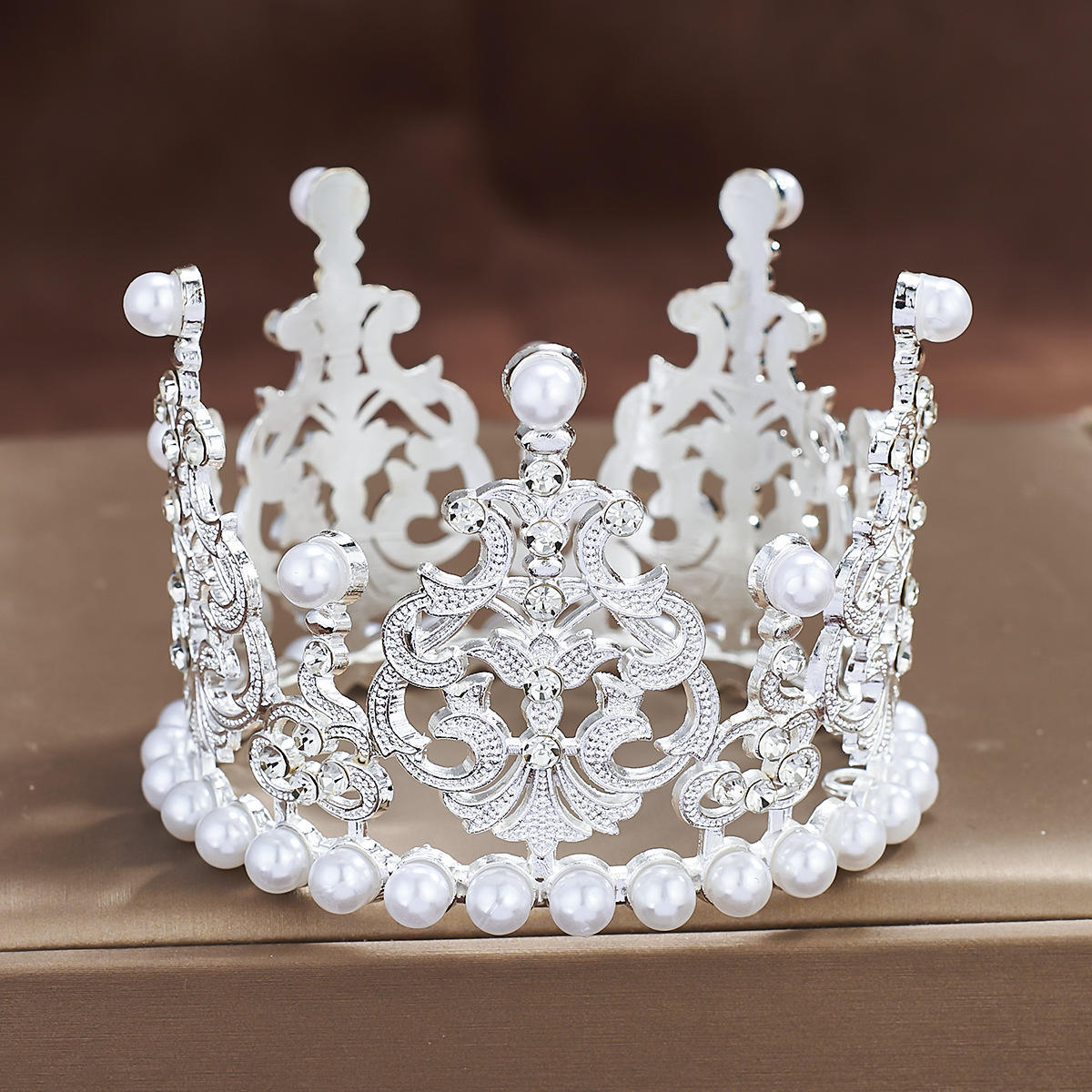 How to Choose the Best Crown Bouquet for Your Event
