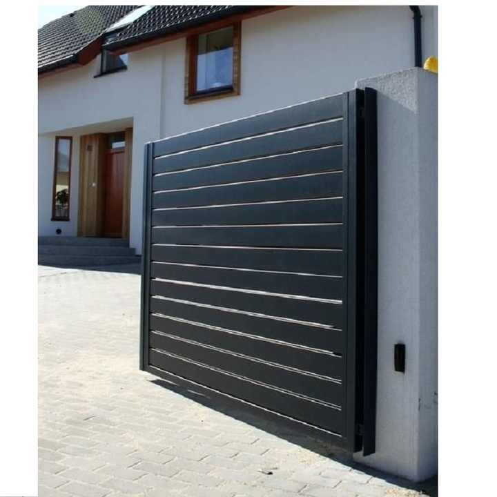 Privacy Fence Sliding Gate - Luxury Aluminum Design
