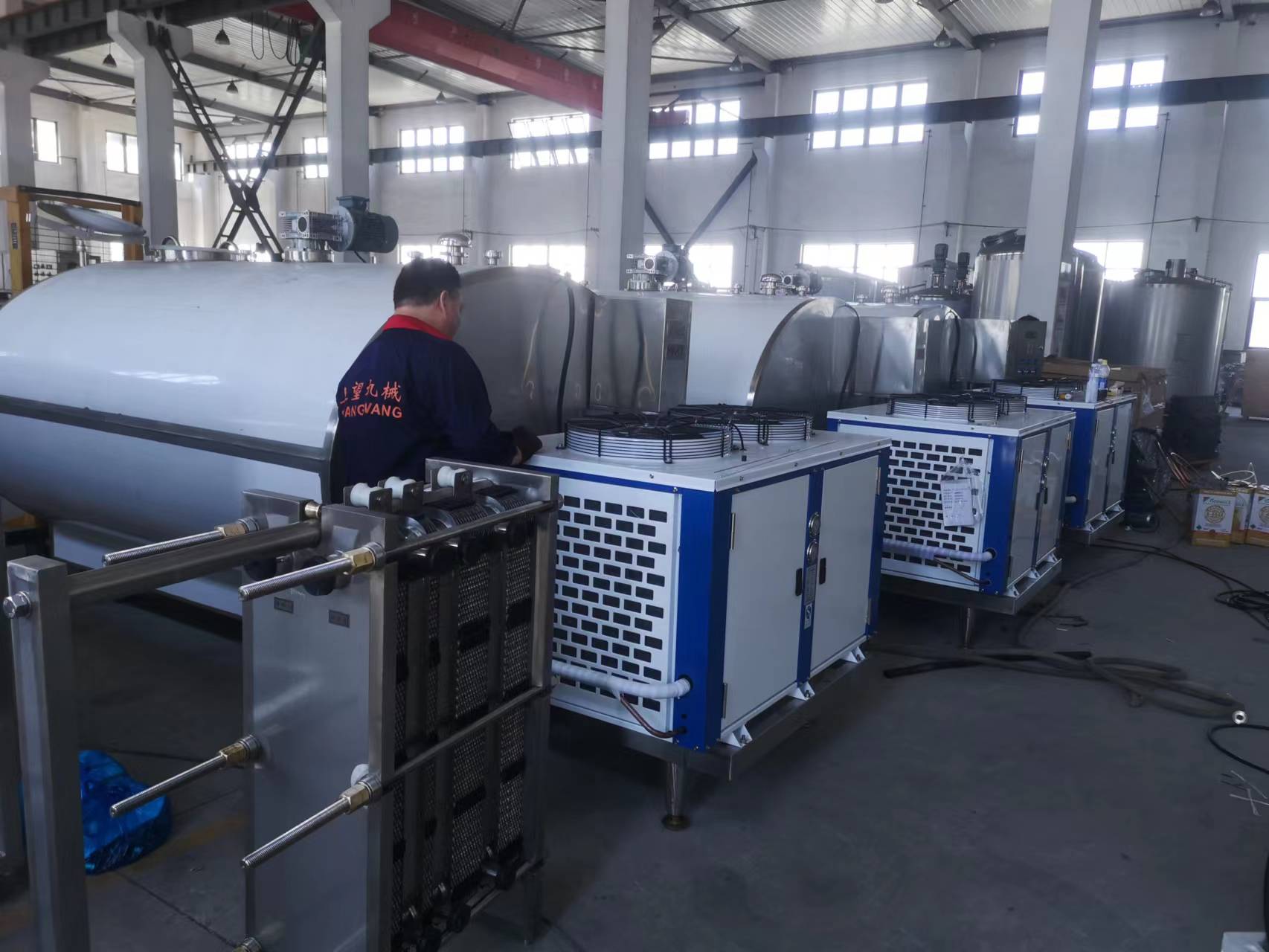 Boost Efficiency with Advanced industrial chiller milk chiller ...