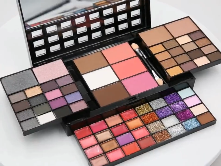 Pigmento profesional de logotipo personalizado OEM, Kit completo de maquillaje de 74 colores ...