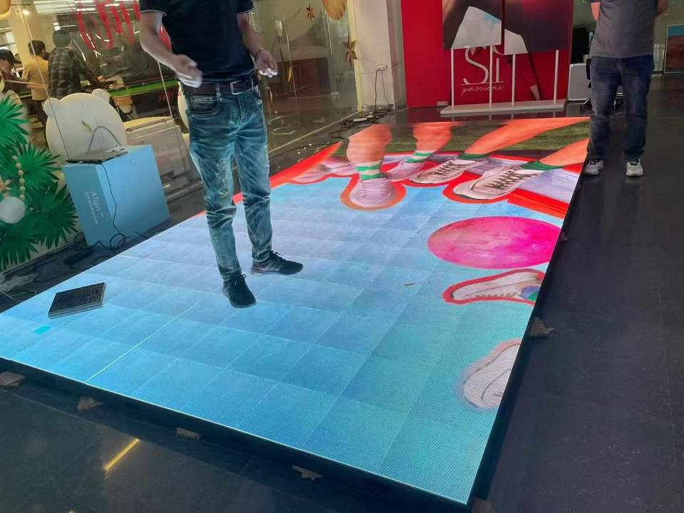 Motion Sensing Interactive 4K HDR10+ LED Floor Display Tiles with 3D ...