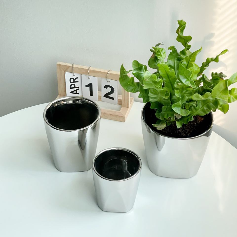 Luxury Electroplated Silver Porcelain Durable Flower Pots Modern Style ...
