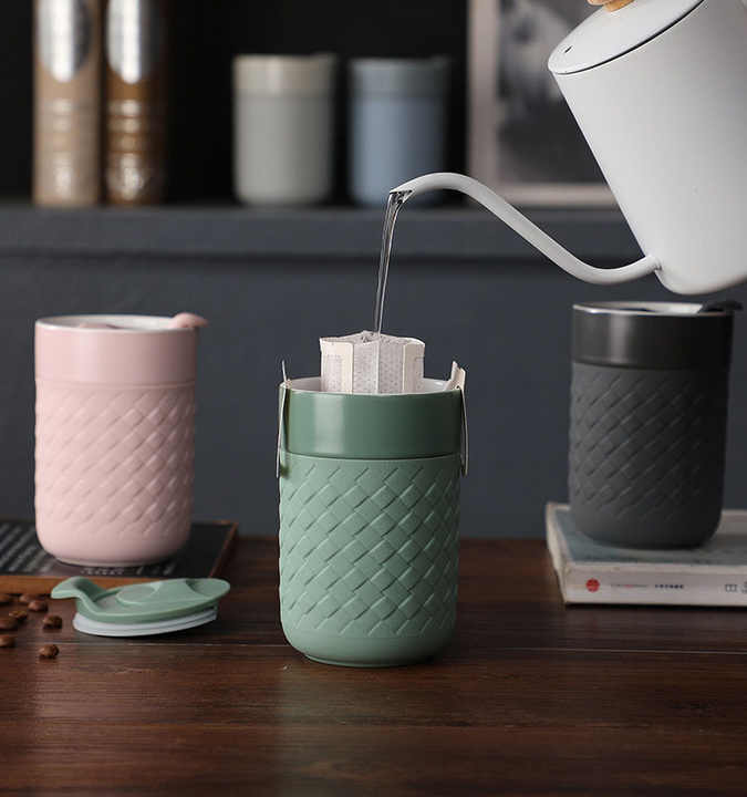 10 Ounces Reusable Ceramic Coffee Mugs with Silicone Sleeve