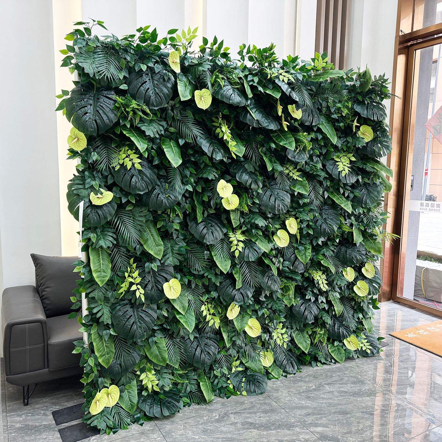 How to Choose the Best Silk Plant Wall for Your Space