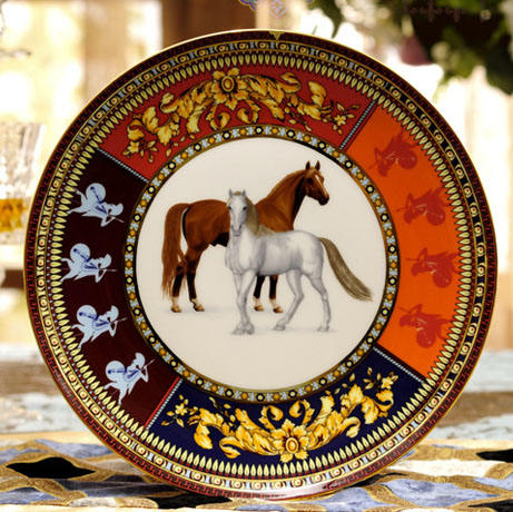 83 Gold-Rimmed Ceramic Tableware - European-Style Dinnersets