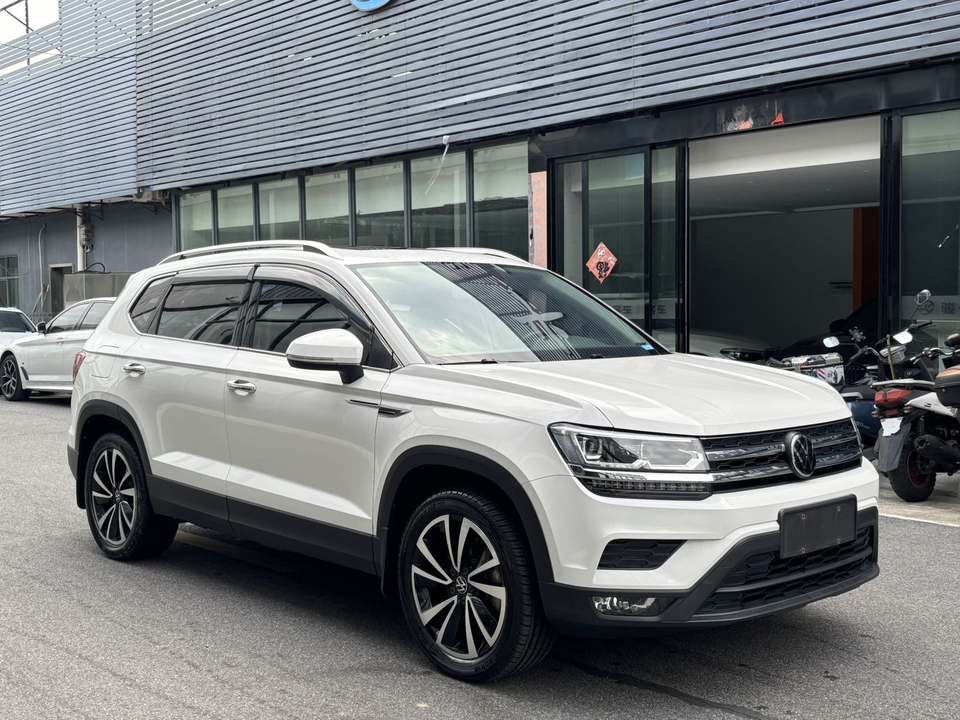 2022 Volk-swagen Tharu 280TSI Two-Wheel Drive Luxury Edition German ...
