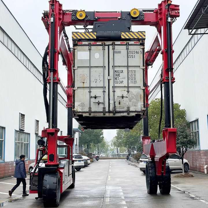 30 Ton Automatic Hook Lift - Multifunctional Straddle Carrier
