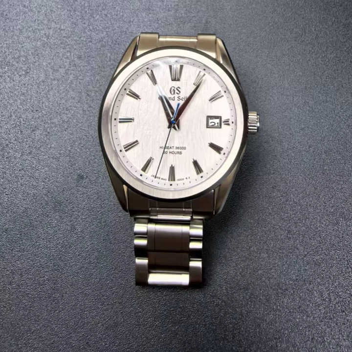 Seiko Luxury Men's Automatic Mechanical Watch Cream with Ice Blue Dial ...