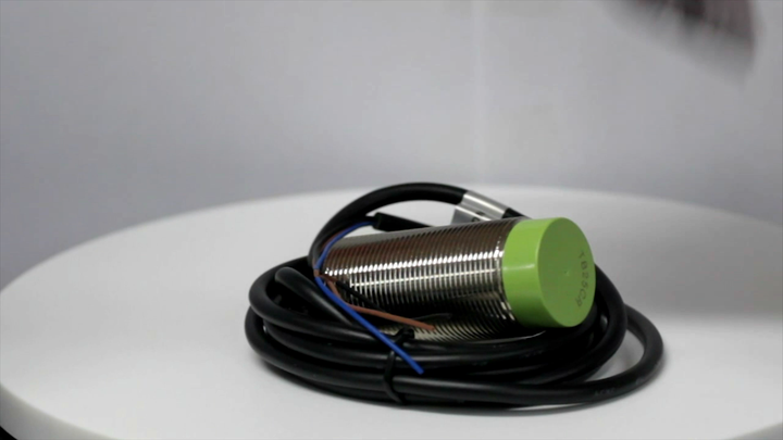 Autonics Proximity Sensor PR12-4DN2 - Waterproof & Inductive