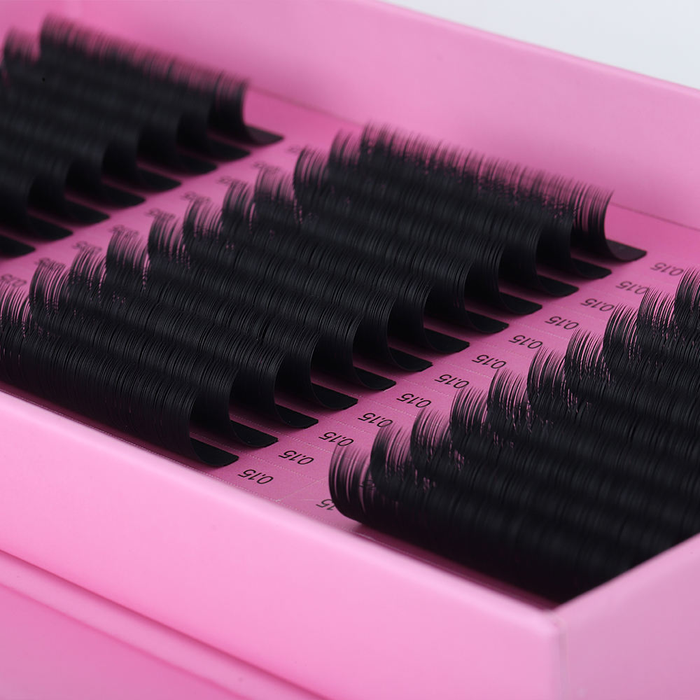 How to Choose the Best Eyelash Extensions Pink for Your Needs