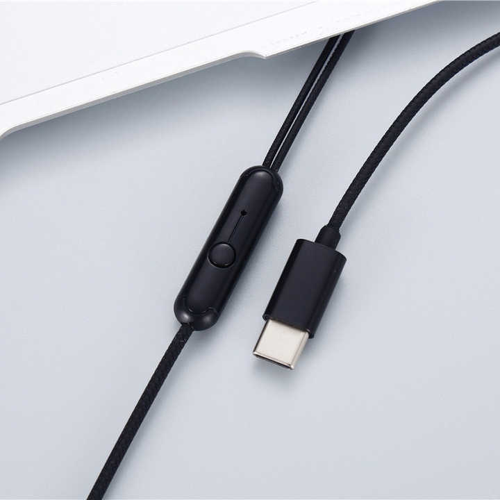 USB Type-C In-ear Wired Earphones with a Built-in High-definition ...