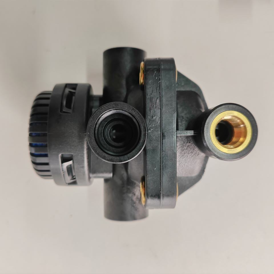 Original 9730060030 Relay Valve Fitting for Volvo for Scania DAF ...