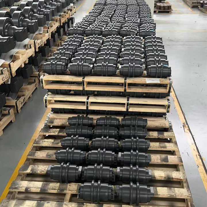 DX520 Track Roller Excavator Bulldozer Undercarriage Parts DX220 DX480 ...