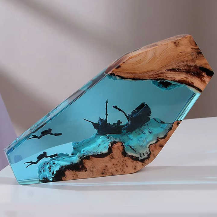 Undersea Creatures Resin Table Lamp Creative Wooden Decoration ...