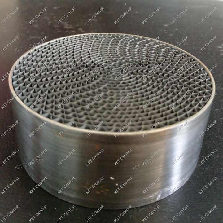 Euro0 to Euro6 50CPSI 100 CPSI High Flow 3Inch Body Catalytic Converter ...