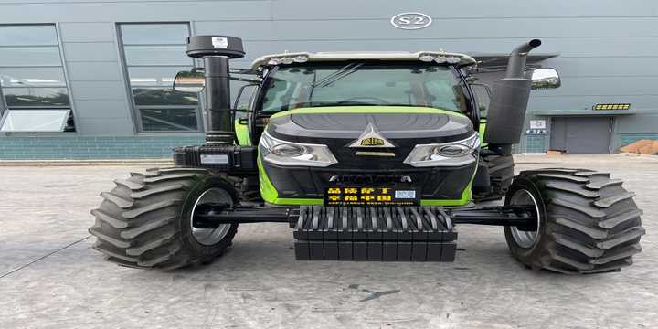 EPA ENGINE Agriculture Tractors 4wd 4x4 140 Hp AW Farm Tractor