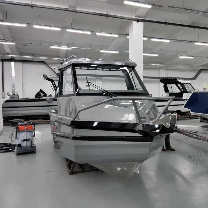 POSEIDON 6m Cabin Cruiser - Speed Boat for Offshore Waters