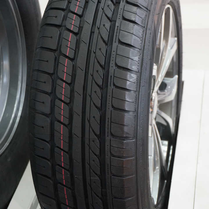Fronway 245/45R18 Tires - Durable, High-performance