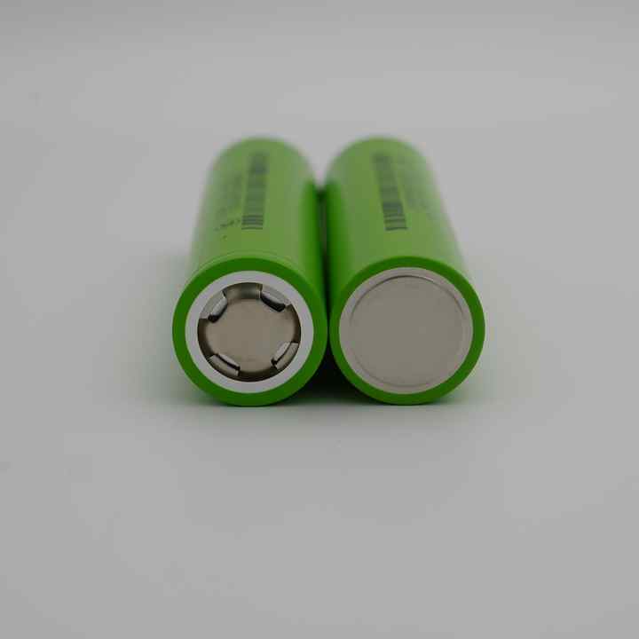 Cylindrical Lifepo4 Cells 32140FS Battery Cell 15Ah 3.2v LiFePO4 ...