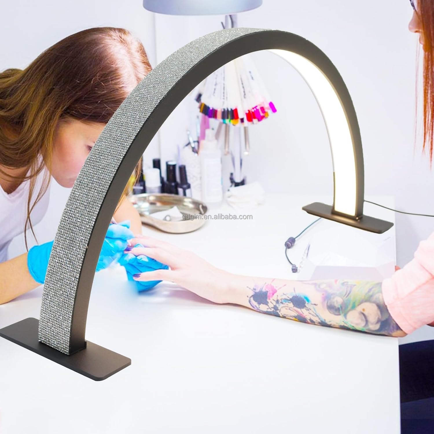How to Choose the Best Desk Light for Nail Art: Buying Guide 2026