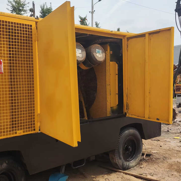 High Pressure 25 Bar Diesel Engine Air Compressor - 29.8 M3/min