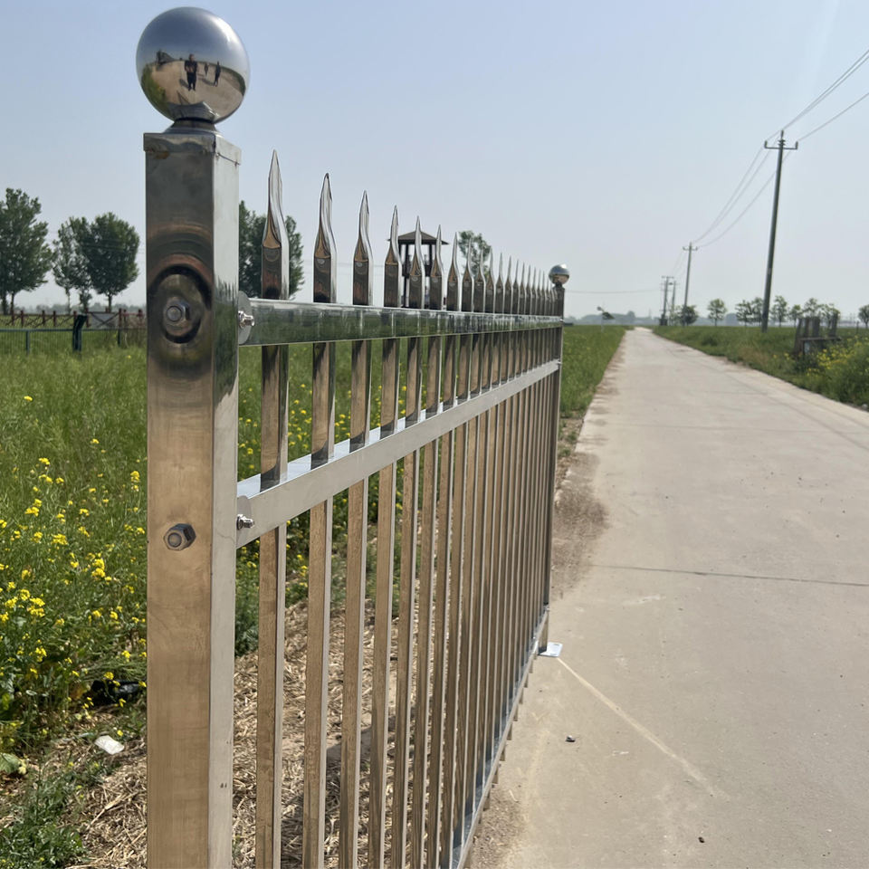 Custom Private Fence Design External Home Backyard Patio Stainless ...