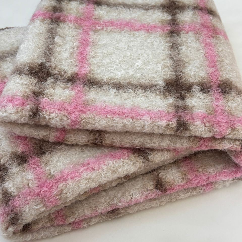 100% Polyester High Quality Winter Warm Plaid Printed Knitted Wool-like ...