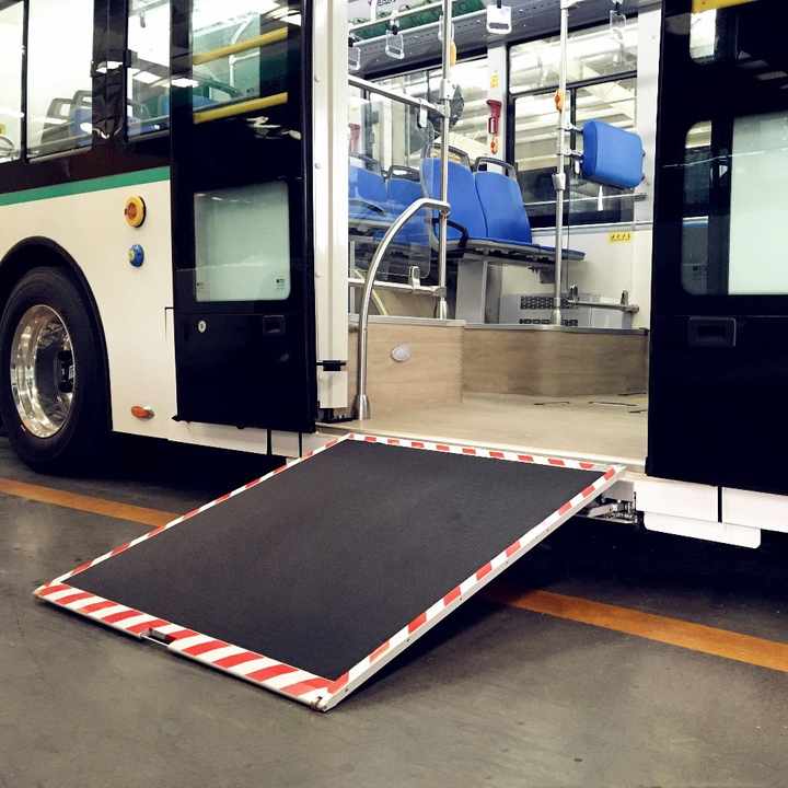 Low Floor City Bus Minibus Electric Aluminum Wheelchair Ramp