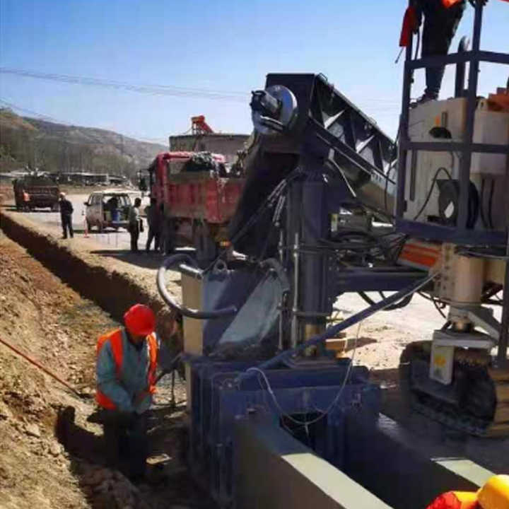 AUGER CONVEYOR Pavers Laying Machine Remote Control for Paver ...