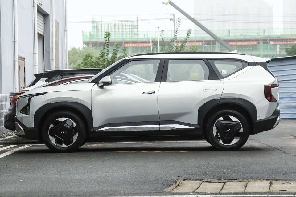 2025 Kia EV5 GTLine Electric SUV 720 LIGHT AIR LAND WAVE AWD Drive New ...