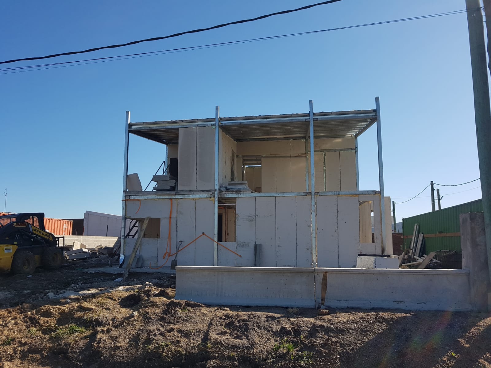 100 Square Meter House - Foldable Steel Frame Design