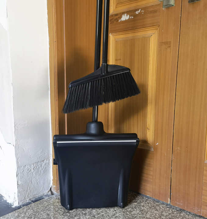 Item No.0806 Commercial Lobby Dustpan With Broom Set Black Lobby ...