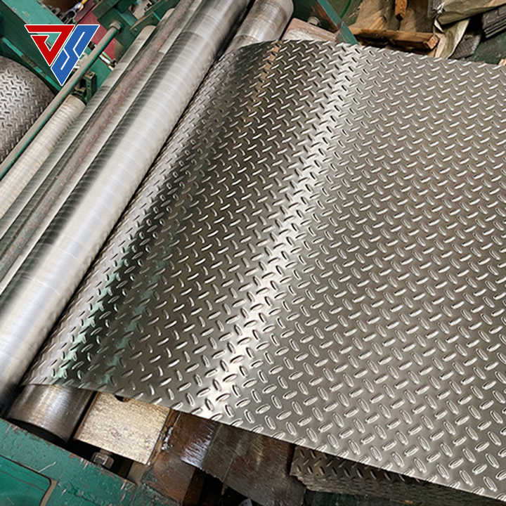 Hot Selling Diamond Pattern Anti-Slip Galvanized Checkered Steel Sheet ...