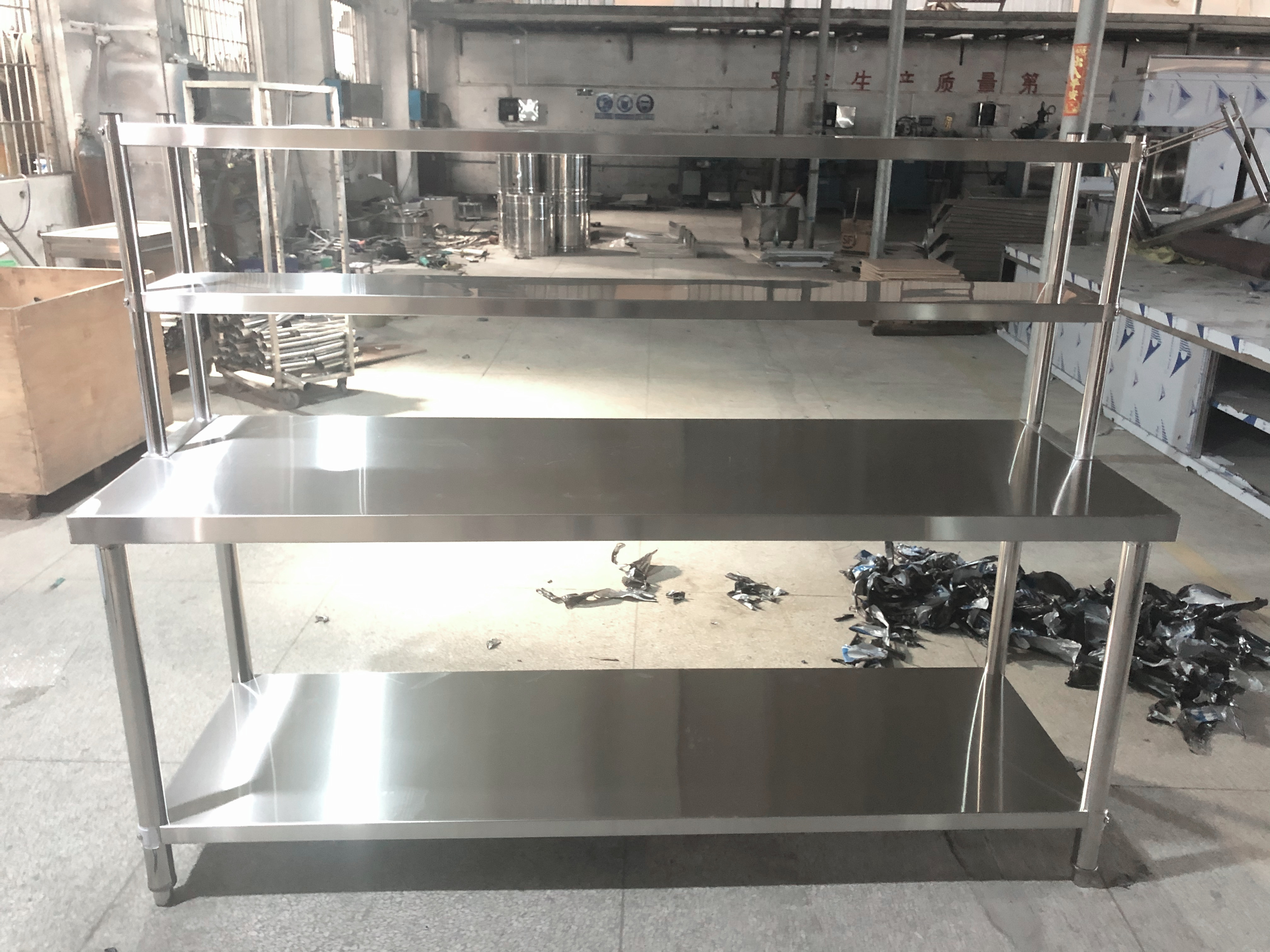Meja Pentagon - Solusi Bergaya & Serbaguna untuk Ruangan Apa Pun
