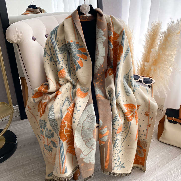 Ladies' Retro Floral and Leaf Pattern Jacquard Scarf, an Essential ...