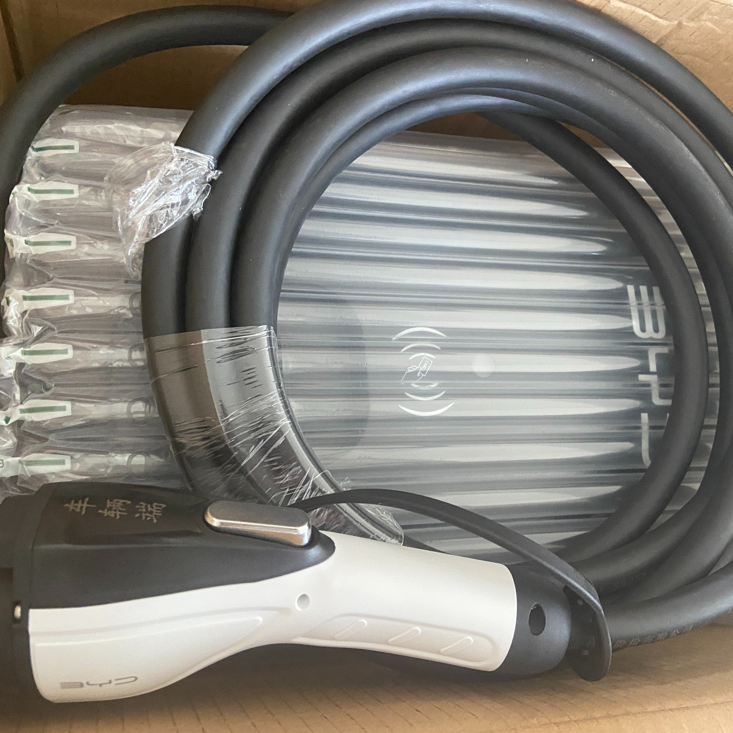 BYD EV Charging Stations - Smart 7kW Wallbox with WiFi