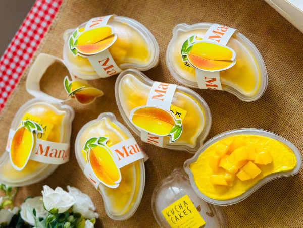 Transparent Plastic Mango Box - Perfect for Desserts