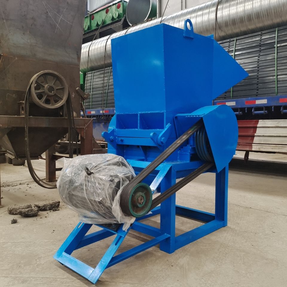 Plastic Crusher Machine - Efficient Recycling Solutions