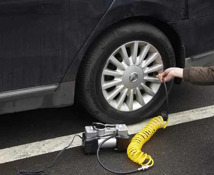 Heavy Duty Mini Auto Air Compressor Metal Tire Pressure Monitor for ...