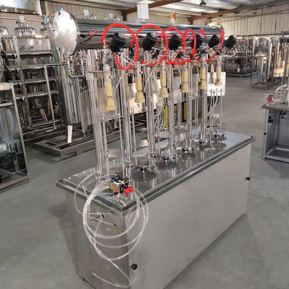 Automatic 4/6 Heads Nozzles Plastic Bottle CO2 Carbonated Drink ...