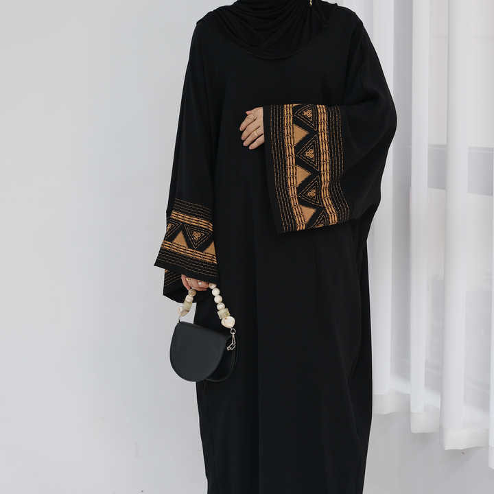 Shop 2025 Loriya Embroidery Cuff Luxury Black Abayas